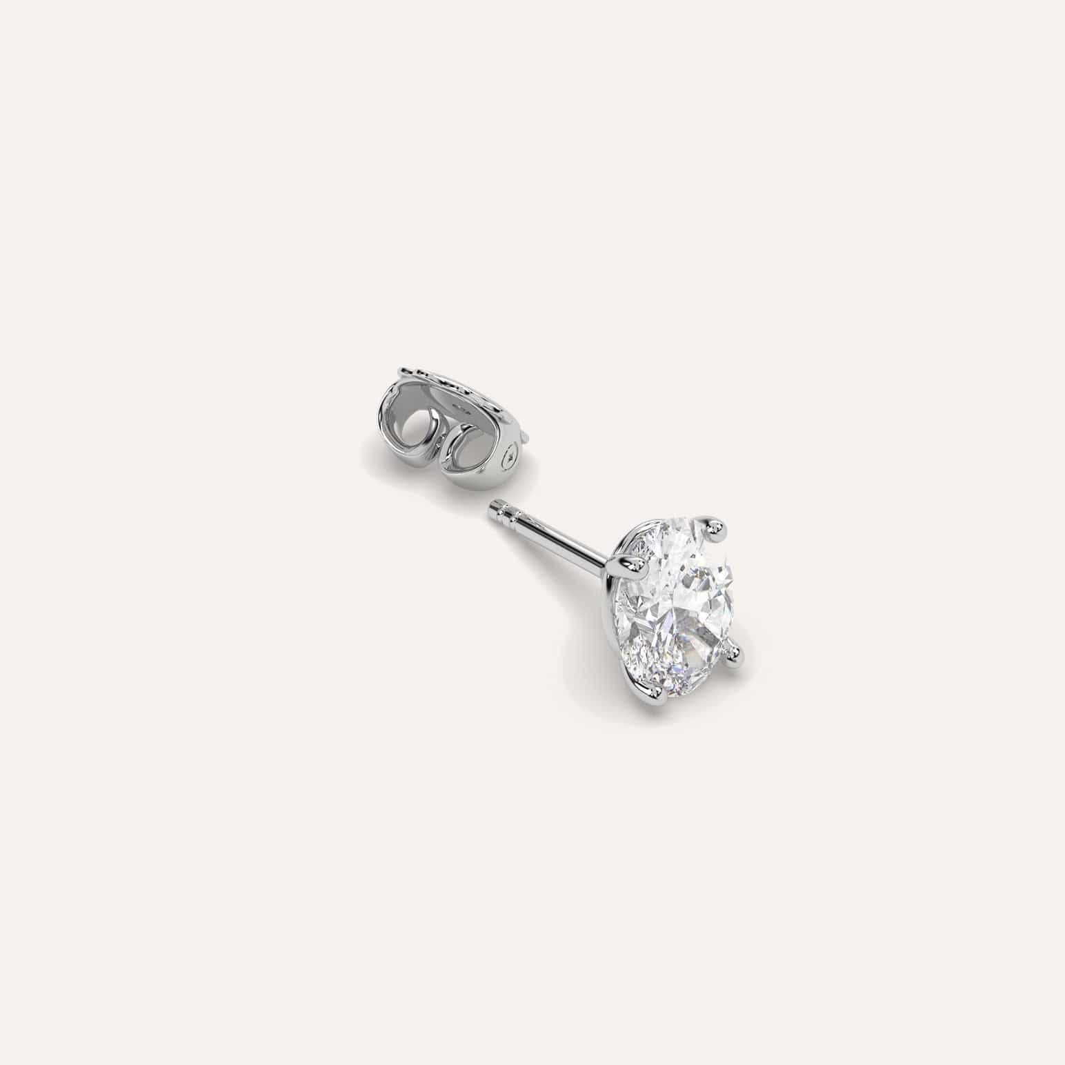 Simple diamond stud earrings store